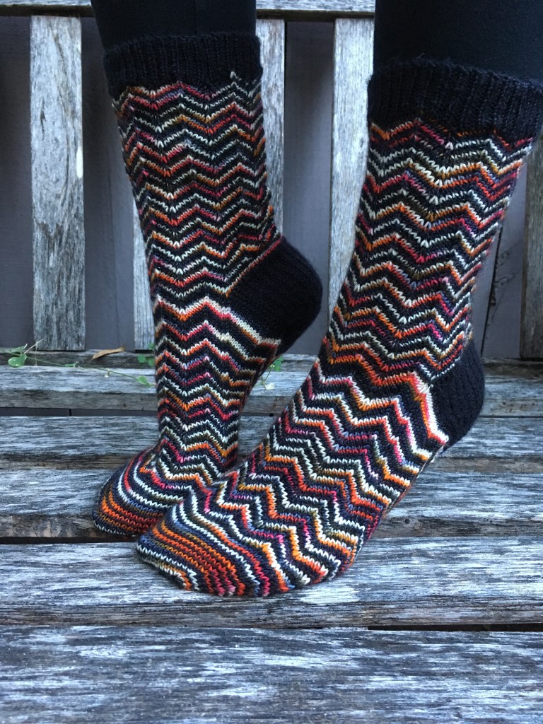 Lizzie Knitzz – Knit. Design. Teach.
