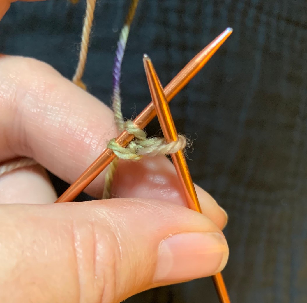 My Take on the Cable Cast-on – Lizzie Knitzz