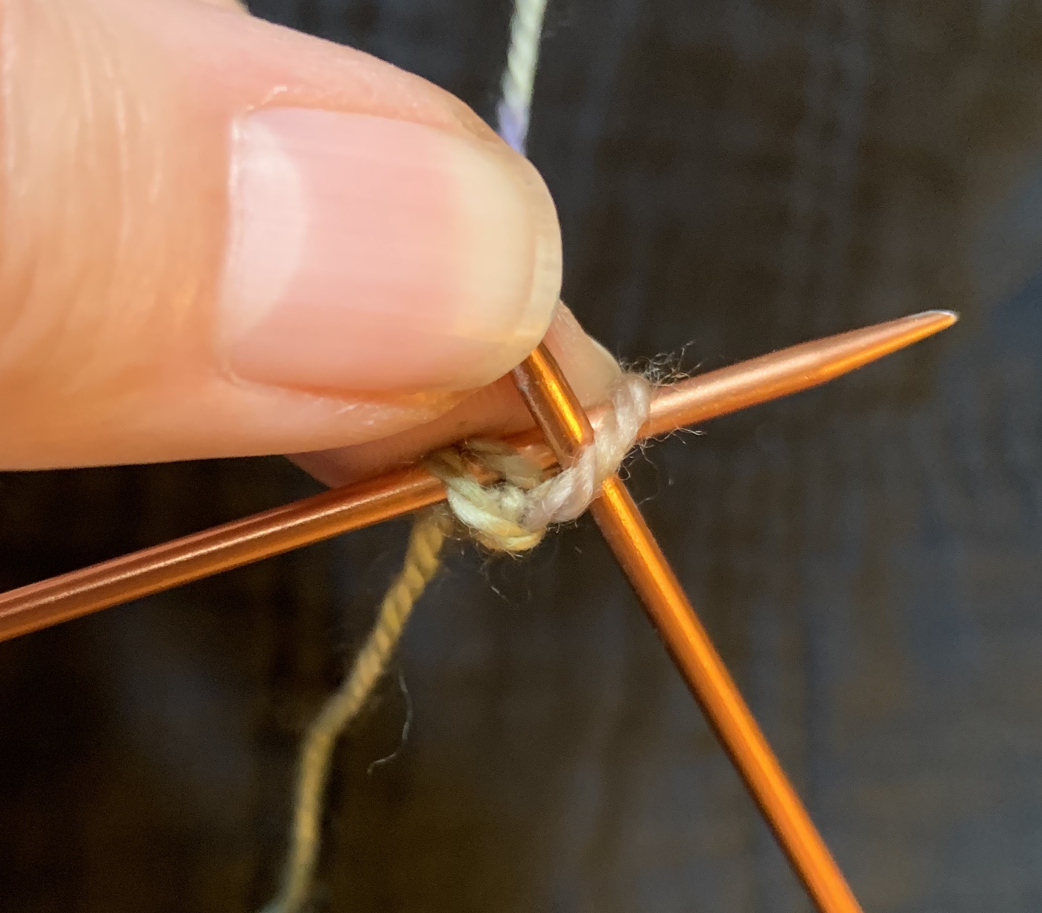 My Take on the Cable Cast-on – Lizzie Knitzz