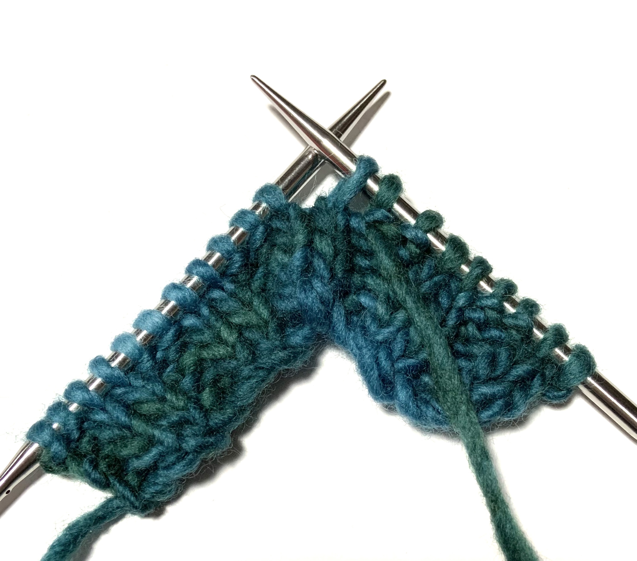 Beautiful (and easy!) Buttonholes – Lizzie Knitzz