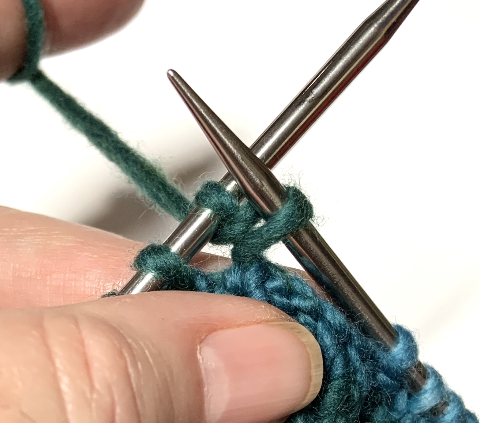 Beautiful (and easy!) Buttonholes – Lizzie Knitzz
