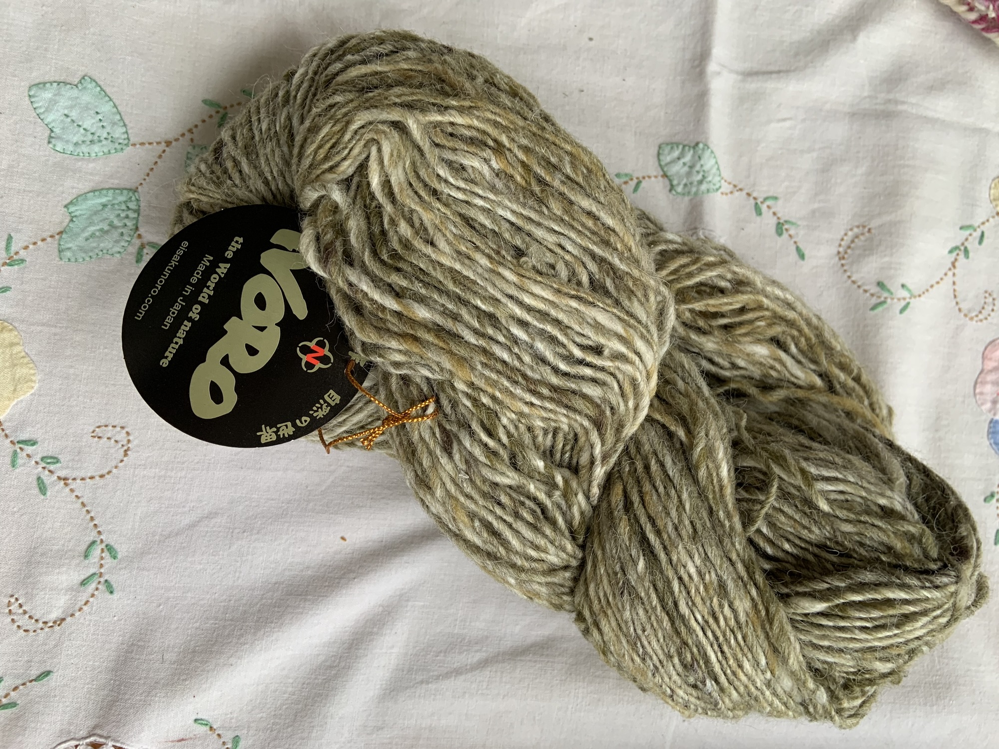 The Tale of the too tight Sweater – Lizzie Knitzz